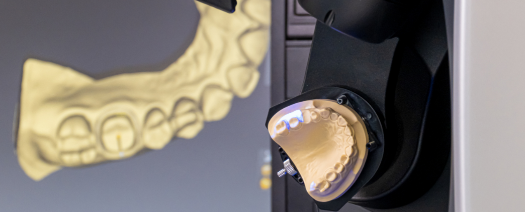 Why do dental laboratories need a CAD design partner? - SOi DIGITAL